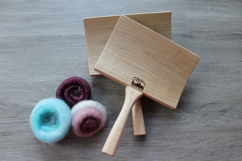 Hand Carding Specialty Rolags – Schacht Spindle Company