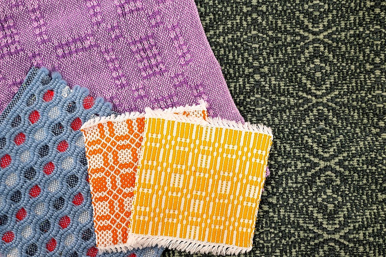 In-Person Course: 4-Shaft Block Weave Designs – Schacht Spindle Company